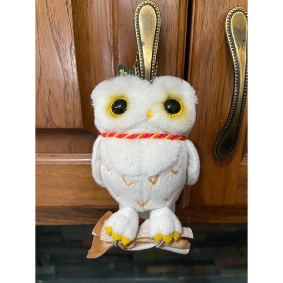 Wizarding World Of Harry Potter | Holiday | Harry Potter Hedwig Snowy ...